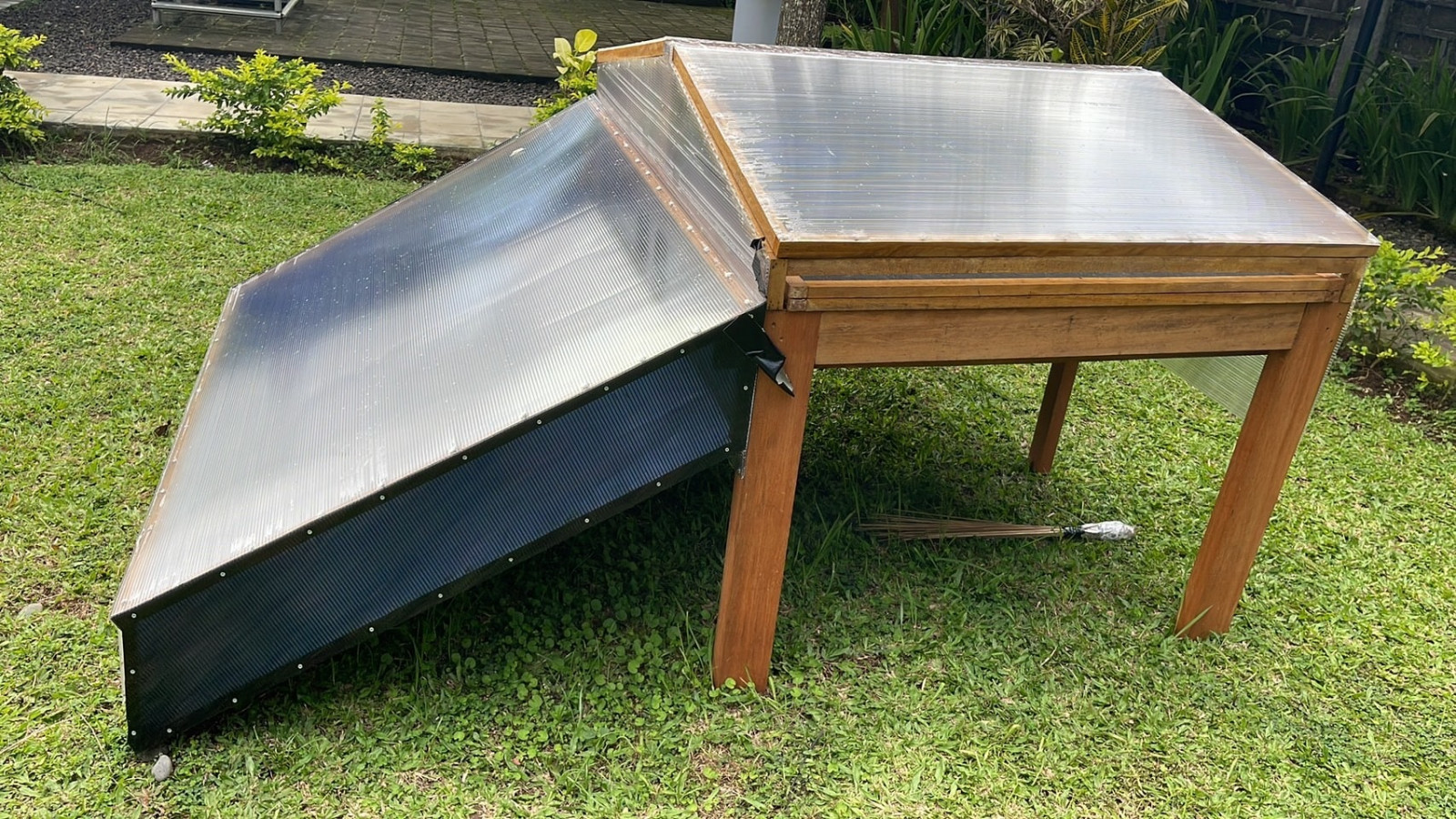 Solar dryer for small fish | Solutions Catalog Kopernik